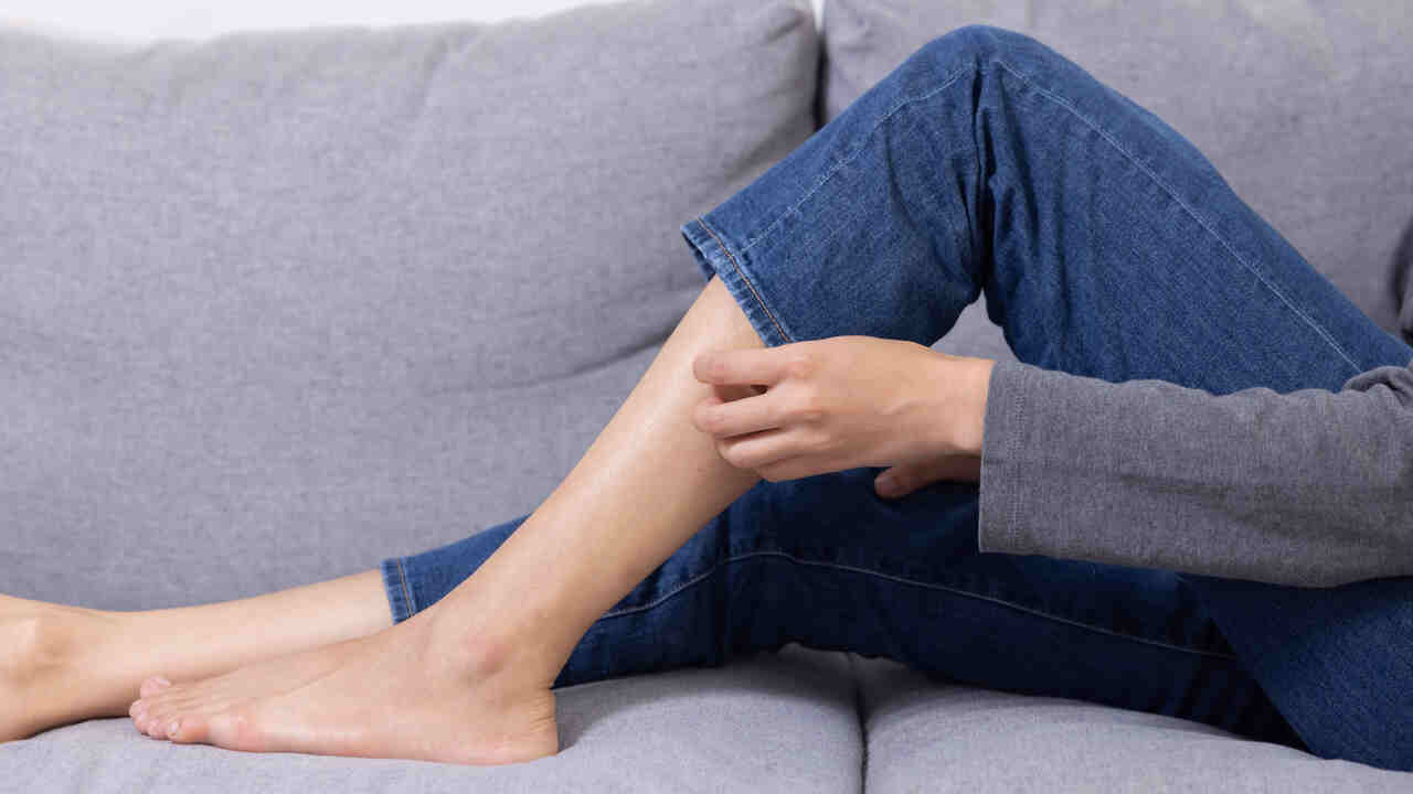 Why Are My Jeans Itchy: The Real Causes